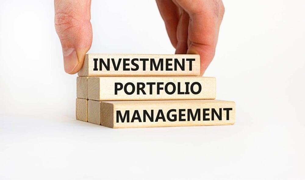 Equity vs. Mutual Funds: Which Portfolio Investment Strategy is Right ...